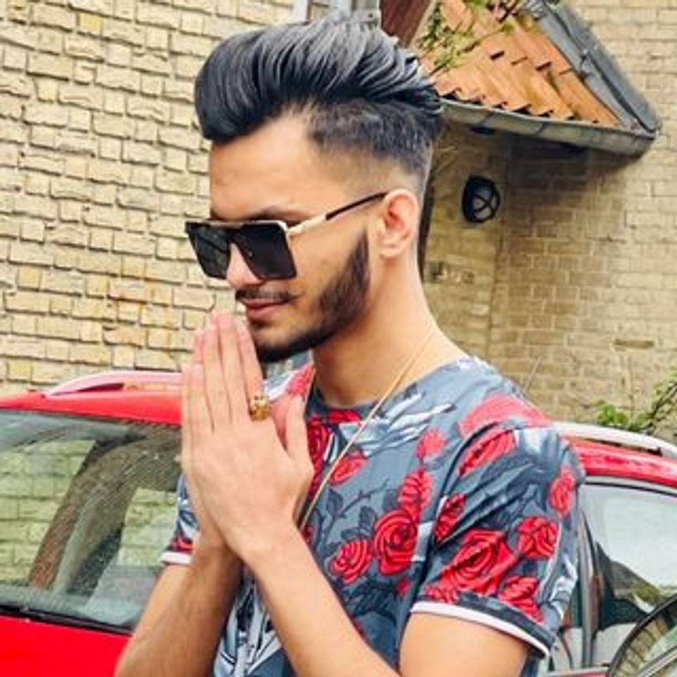 𝐅𝐚𝐫𝐝𝐢𝐧 𝐐𝐚𝐝𝐞𝐫𝐢