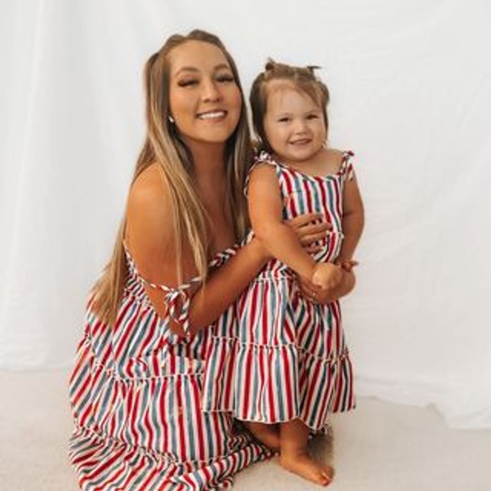 Francesca•Mommy Blogger